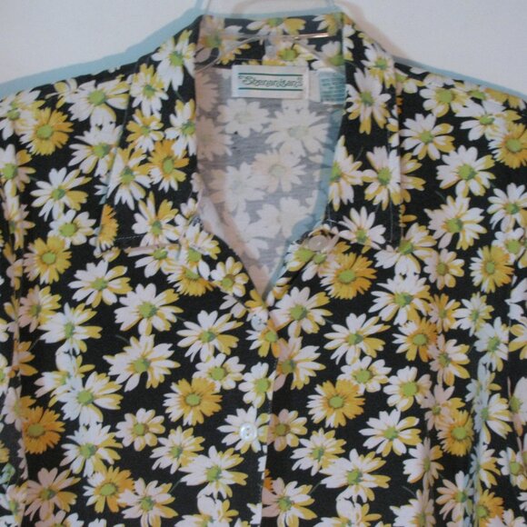 Shenanigans | Tops | 35 Shenanigans Top Large Button Up Spring Daisies ...